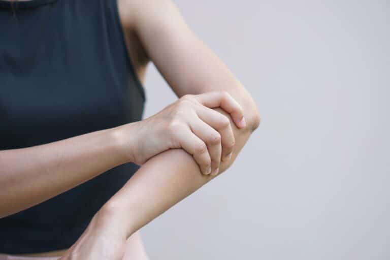 Entumecimiento del brazo | Condiciones tratadas por NJ Spine Specialist